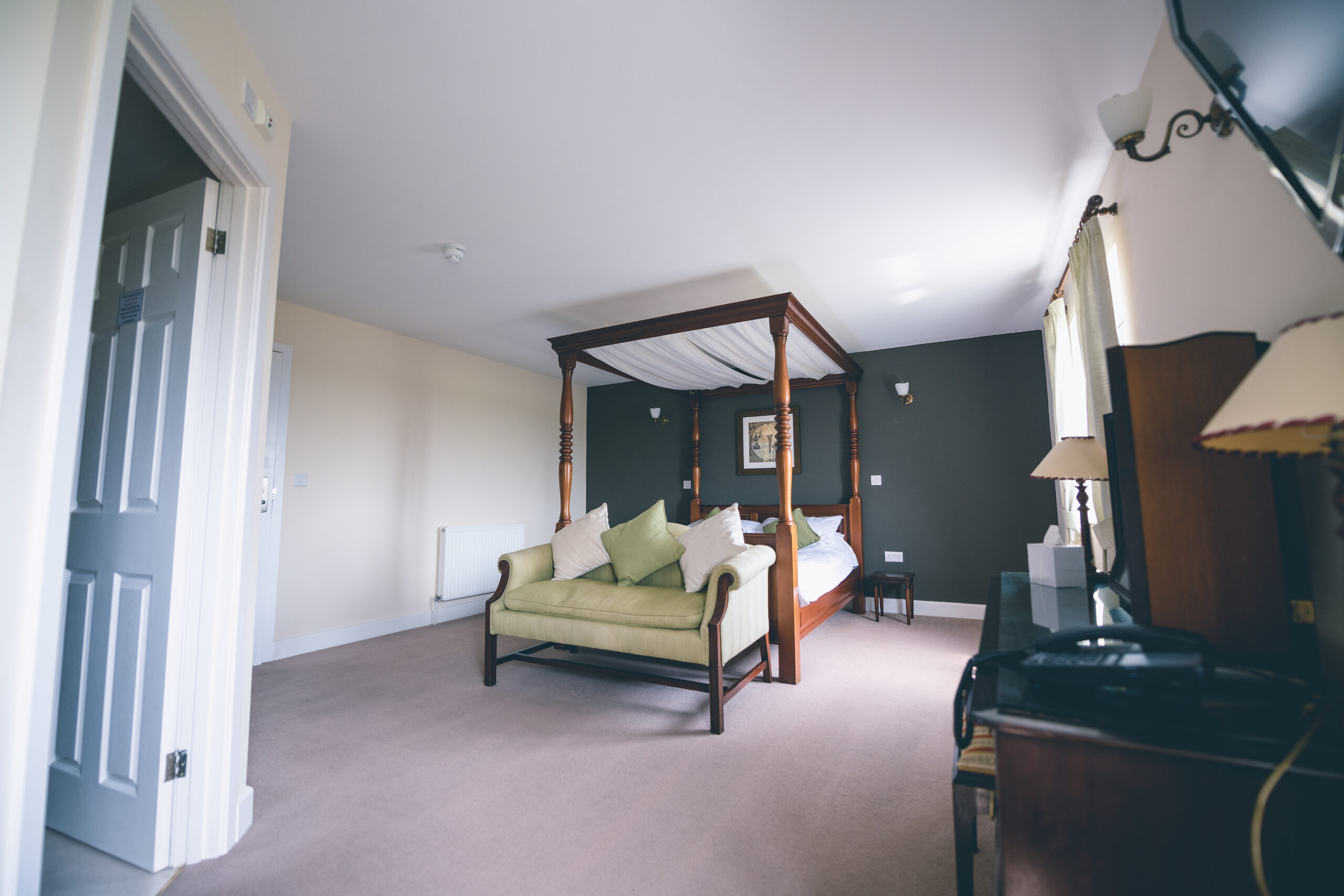 Accommodation - The Grange Brent Knoll